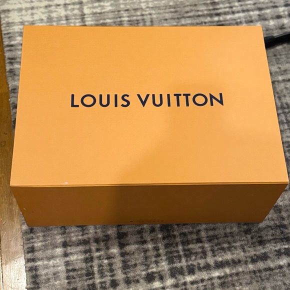 Louis Vuitton | Bags | Louis Vuitton Gift Storage Box Large In New York ...